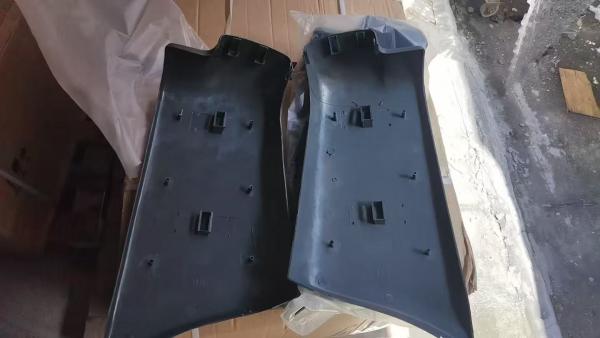 Quality Ford Transit Rear Fender Trim 95VB-17961-AB 20.5x16.5x15.5cm for sale