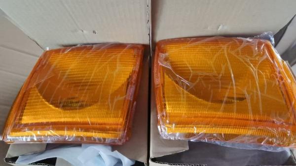 Quality Ford Transit Turn Signal 95VG-13369-AC 95VG13368-AC 20.5x16.5x15.5cm for sale