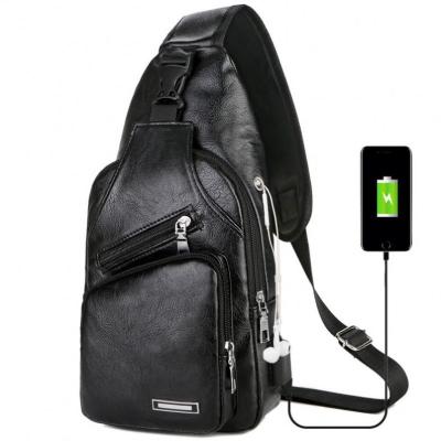 China Top Selling Durable High Quality Men Portable Leather Bag With USB Messenger Bag With USB Travel Goods Trunk Left Bag G040A factory