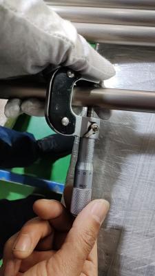 中国 折りたたみと溶接で鍛造されたチタンパイプとチューブ ASME B36.19 ASTM B862 標準 販売のため
