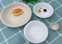 China Biodegradable 3 Compartment Disposable Lunch Box 23.2x13.3x6cm Straw Starch Clamshell for sale