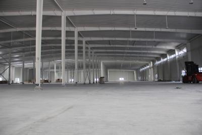 China prefab 10 tons crane warehouse for sale
