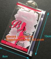 China Personalised Laundry Bag With Handle Zipper Top Sealing Button for sale