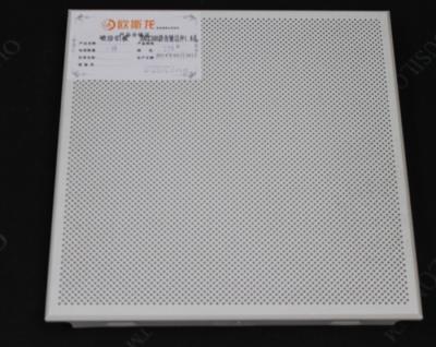 Cina Alluminio/clip bianchi perforati o normali di GI in mattonelle del soffitto con il bordo smussato in vendita