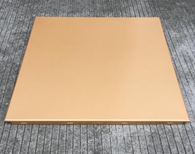 中国 偽の天井のタイル/600x600mm の金色のアルミニウム クリップは天井板に金属をかぶせます 販売のため
