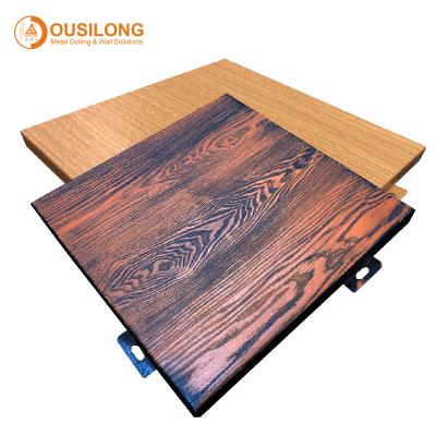 Cina Il doppio di legno di costruzione dei materiali decorativi ha curvato i pannelli per soffitti di alluminio di alluminio della parete in vendita