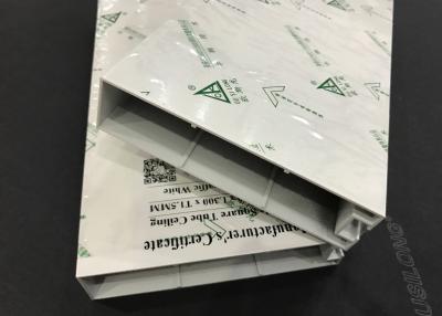 Cina Il profilo espelle mattonelle commerciali del soffitto del deflettore lineare di alluminio del metallo della metropolitana 6063 in vendita