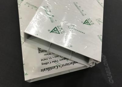 Cina Il profilo espelle mattonelle commerciali del soffitto del deflettore lineare di alluminio del metallo della metropolitana 6063 in vendita