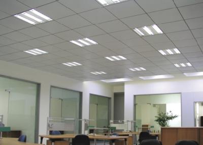 Cina Cada il pannello di alluminio giù sospeso K del soffitto del metallo a forma di/diritto orli per i centri espositivi in vendita