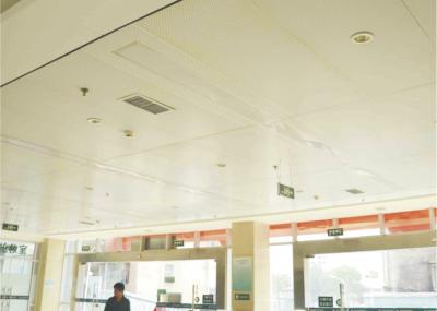 Cina Il ferro a T Perforative risiede nella griglia decorativa delle mattonelle del soffitto di goccia, mattonelle del soffitto delle sospensioni 2 x 2 in vendita