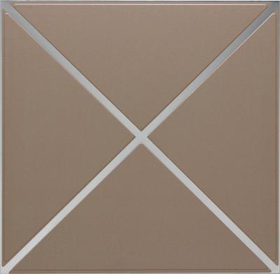 Cina Mattonelle artistiche del soffitto dello specchio metallico/pannelli per soffitti decorativo di goccia 300mm x 300mm in vendita