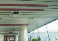 China Plain Beveled Edge Decorative Aluminium Strip Ceiling Windproof Ceiling for Station for sale