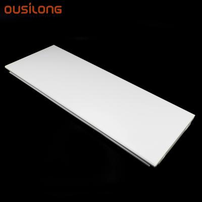 Cina Protezione perforata del soffitto della striscia lineare della cucina 600x1200mm in vendita