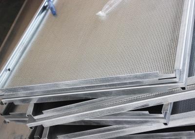 Cina Piastrelle per controsoffitti acustiche decorative NRC 0,65, gancio a forma di E perforato sul soffitto in vendita