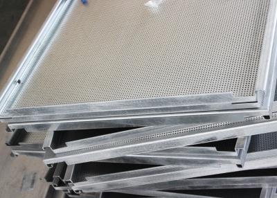 Cina Piastrelle per controsoffitti acustiche decorative NRC 0,65, gancio a forma di E perforato sul soffitto in vendita