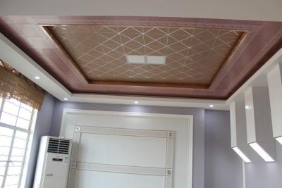Cina Il soffitto artistico di griglia piastrella la decorazione del metallo per lavare la stanza in vendita