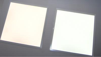 Cina 75Ra riscaldano la luce di pannello ultra sottile di bianco LED per l'hotel/ufficio, CA 100 ~ 240V del chip di Epistar in vendita