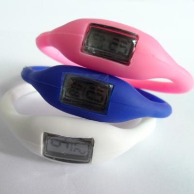 China Black Silicone Wristband Watch Band Sport Wrist Watch For Camping / Hiking factory