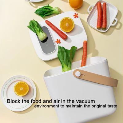 China Electric Powered 13 Liter White Vacuum Airtight Food Container Storage Box for Pets for sale