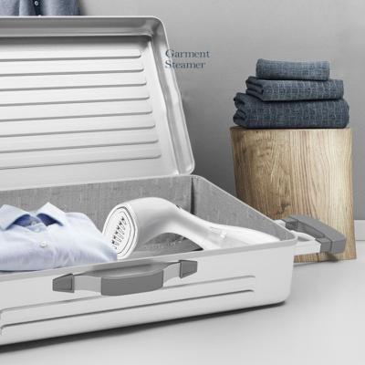 Cina Accessoiri per spazzole per capelli e bicchieri d'acqua Commercial Handheld Garment Steamer for Clothing in vendita
