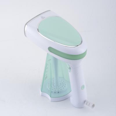 Cina Mini portabile abbigliamento elettrico vapore per viaggi riscaldamento veloce 27-32g/min velocità di vapore in vendita