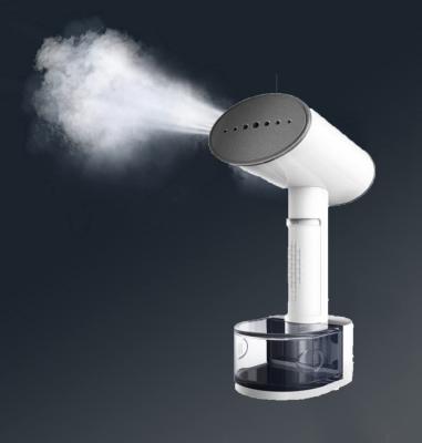 China Electric Portable Handheld Mini Standing Garment Steamer Compact and Portable Design for sale