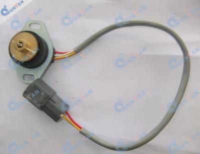 China KOMATSU PC200-6 7861-92-4130 EXCAVATOR THROTTLE MOTOR FITTING SENSOR for sale