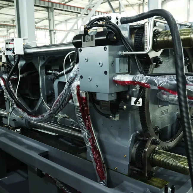 Strengthened Improved Injection Molding Equipment for Locking Technology