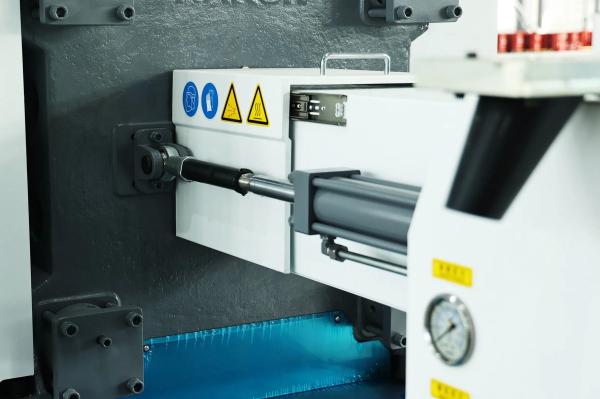 Quality Humanized Operation Injection Molding Machine with Simple Control Customizable for sale