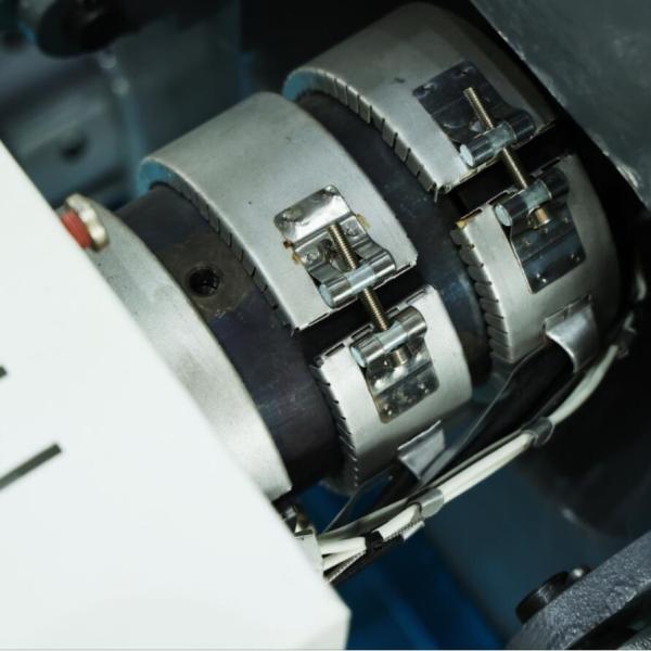 Quality Energy-Saving Servo-Powered High Efficiency Injection Molding Machine for sale