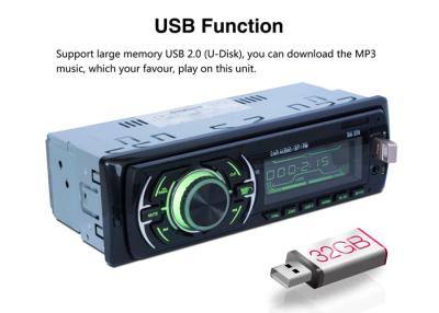 Cina Stereotipia stereo dell'automobile di Bluetooth dell'automobile del BT della tassa del telefono con la lampadina di colore del riproduttore di CD 7 in vendita