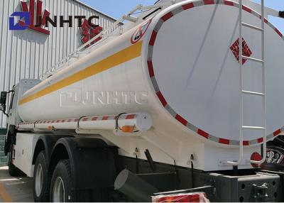 Cina Camion di serbatoio di combustibile di Sinotruk Howo 6x4 20000l 25000 litri in vendita