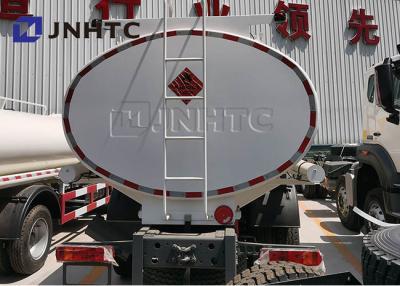 Cina Camion di serbatoio di combustibile di Sinotruk Howo 6x4 20000l 25000 litri in vendita