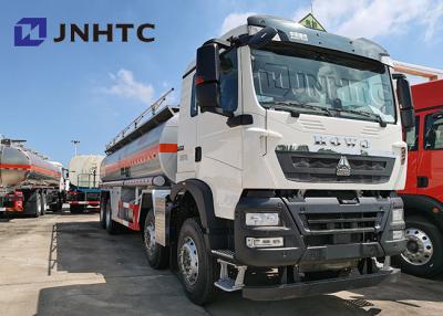 Cina Capacità dei camion di serbatoio di combustibile dell'olio di Sinotruk HOWO 8X4 25000 litri in vendita