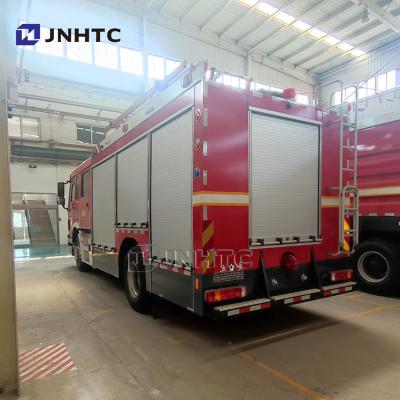 Cina HOWO 18m Alto braccio 4x2 12000l Grande flusso di salvataggio di incendio camion dei pompieri in vendita in vendita