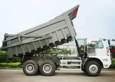Cina L'autocarro con cassone ribaltabile di estrazione mineraria di SINOTRUK HOWO 6*4 371HP 70 tonnellate carica per l'affare di costruzione in vendita