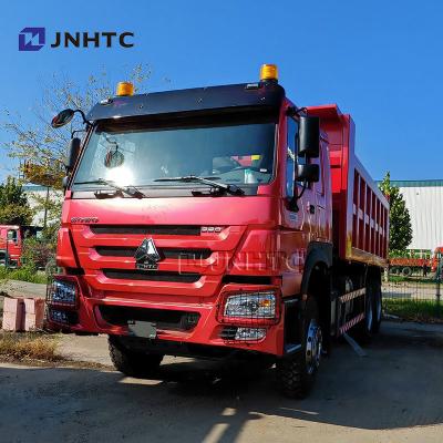 China Caminhões Sinotruk 6x4 10 Wheeler 30Ton Caminhão de descarga de emissões Euro 3 à venda