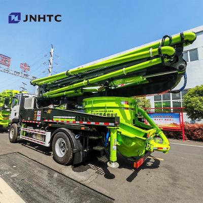 Cina Sinotruk Pesante 47m 6X4 Montato Pompa di calcestruzzo camion con miscelatore a disco idraulico in vendita