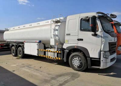 Cina il camion di serbatoio di combustibile di 371hp 6x4 SINOTRUK HOWO A7 10 spinge la capacità 21cbm in vendita
