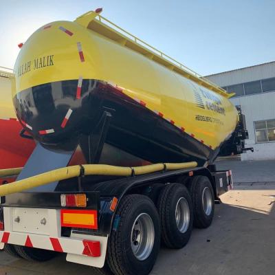 중국 SGS가 어떠한 능력과 45m3 능력  분말 소재 트레일러를 통과하 라고 당신이 요구합니다 판매용