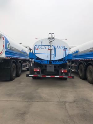 Cina Camion di serbatoio di acqua manuale di 10000L 4x2 con Front Rear Sprinkler in vendita