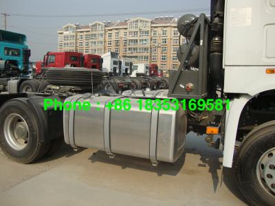 中国 Sinotruk Howo 7の4x2トラクターのトラック6のタイヤ336hpのユーロ2 LHD 販売のため