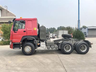 Cina Trattore capo del nuovo camion delle ruote del camion 10 del trattore di Euro2 Sinotruk Howo 6x4 371 in vendita