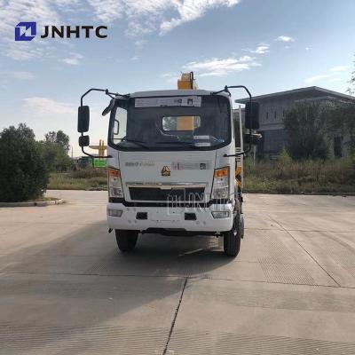 Cina Il camion del carico della lamina piana ha montato Crane Sinotruk HOWO 4x4 tutto l'azionamento della ruota in vendita
