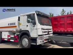 Good Price Sinotruk Howo Oil Tank Truck 6X4 400HP LHD Diesel Fuel Oil Tank Truck