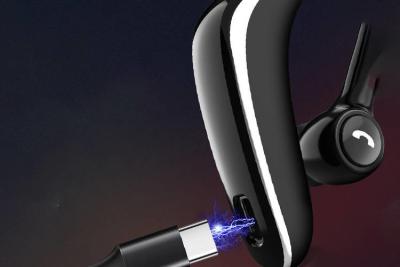 中国 耳のホックのハイファイ ステレオ音響19Hの聞く時間のスポーツ無線Earbuds 販売のため