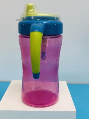 중국 9 달 7 온스 쉬운 통제력 BPA 자유롭 260개 밀리람베르트 아기 sippy 컵 판매용