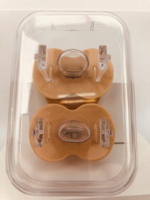 Cina 2pcs 0-6 mesi di bambino liquido Soother del silicone in vendita