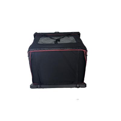 Cina Tenda auto triangolare leggera in guscio rigido in alluminio per 2 persone stile Z 211X130 per campeggio in vendita