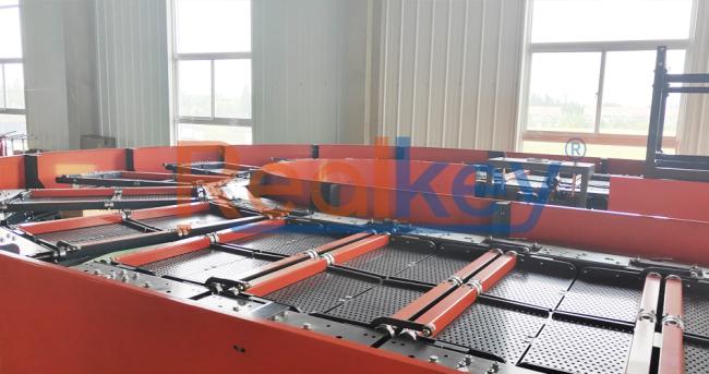 Split Tray Sorter in operation showing sorting mechanism